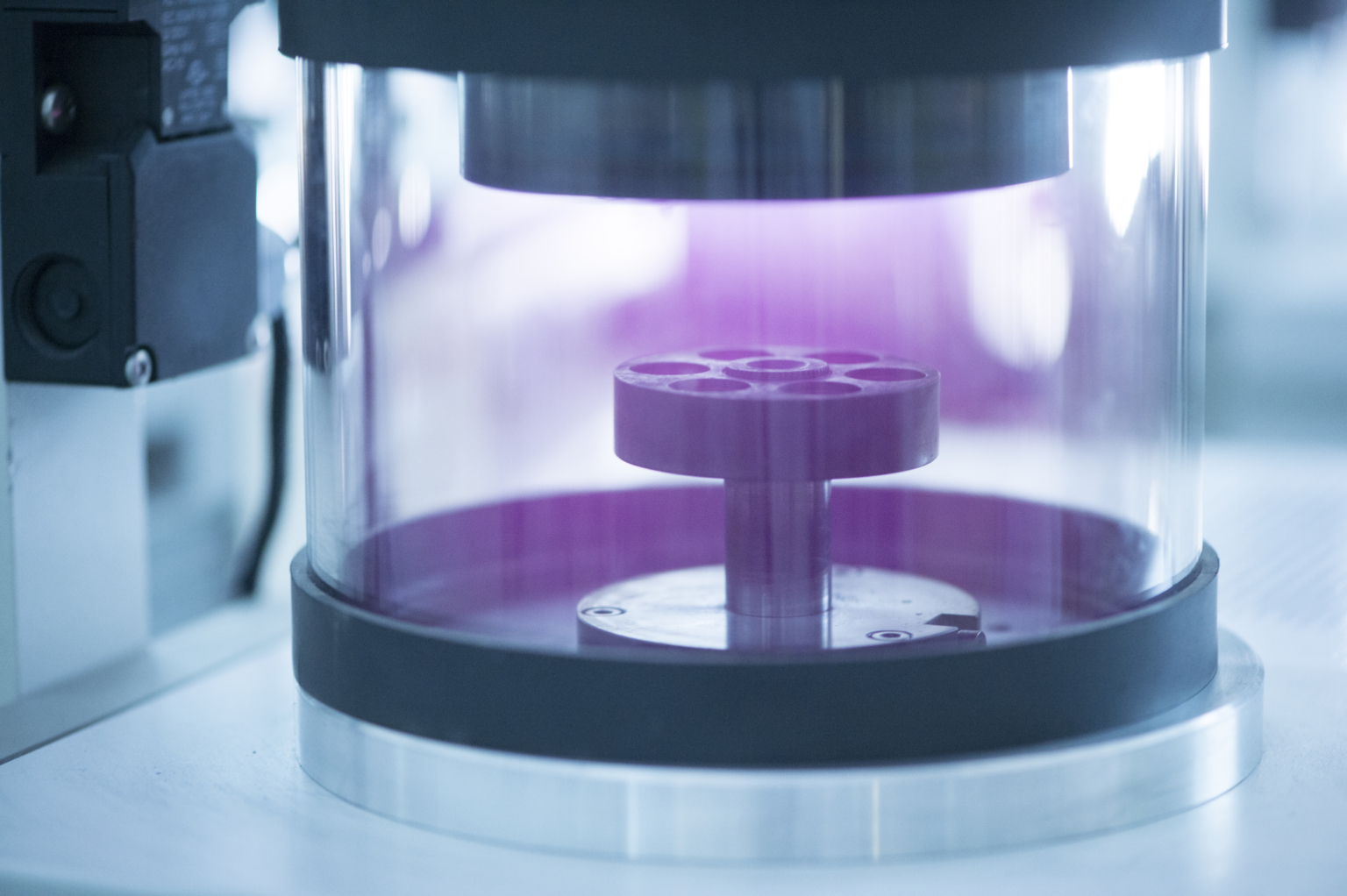 Electron Microscopy Facilities - Midlands Innovation